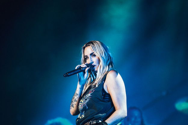 Sarah Connor zeigt auf Instagram ihren Sohn Tyler! | barba radio